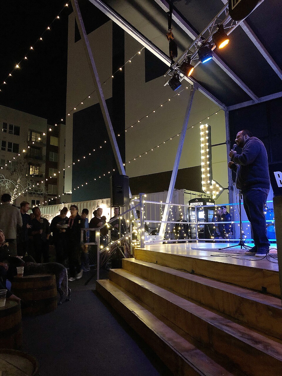 Laugh Outside: LIVE COMEDY - Quartyard